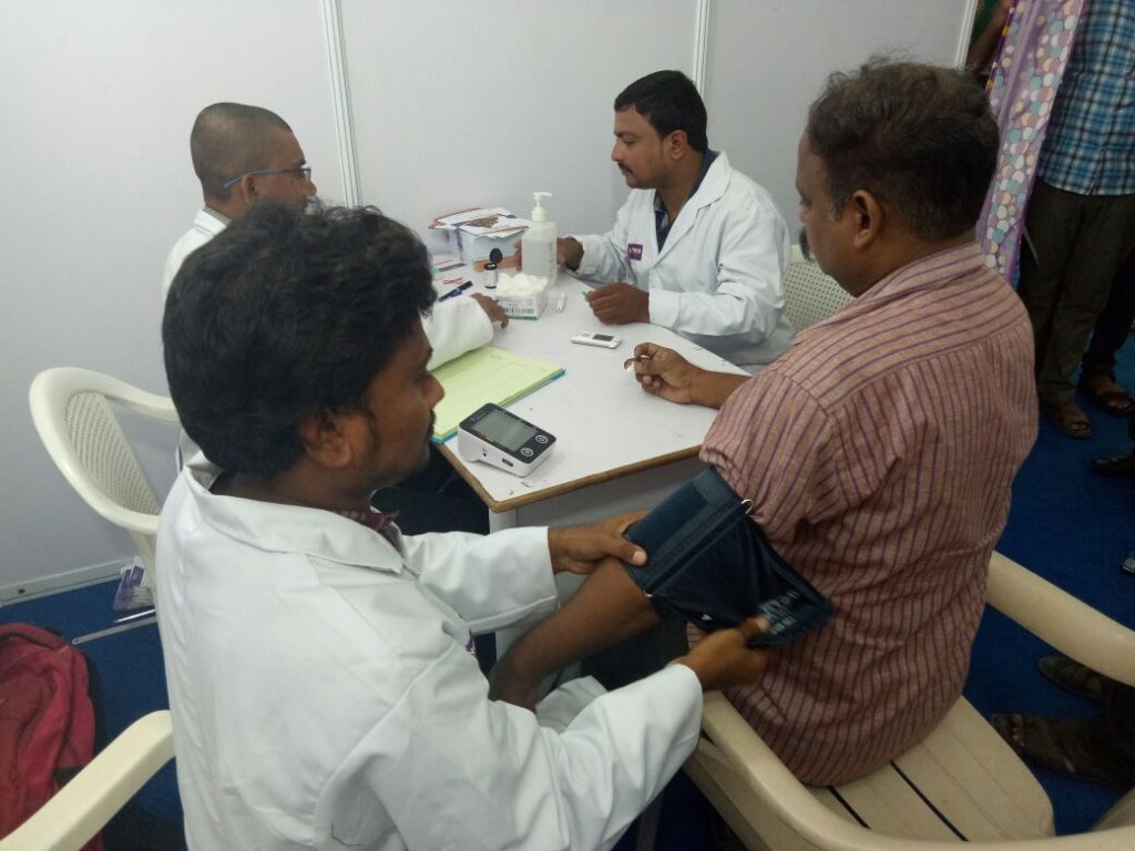 Maxivision Eye Hospitals organized free health camp - Health Vision